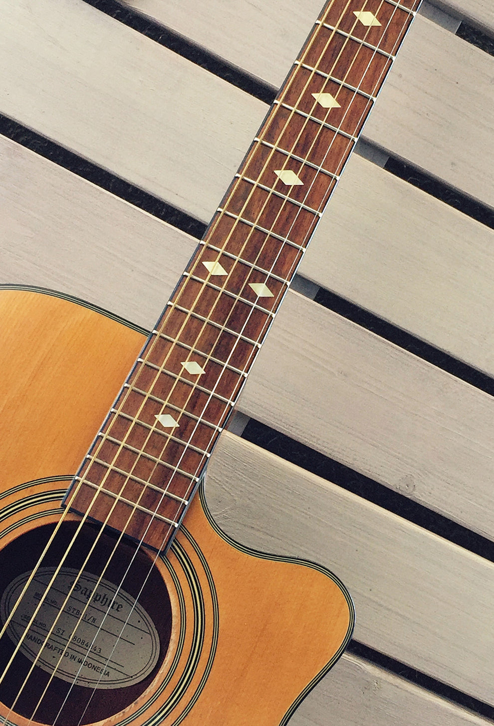 Traditional Slotted Diamond - Fret Markers for Guitars, Bass & Ukuleles